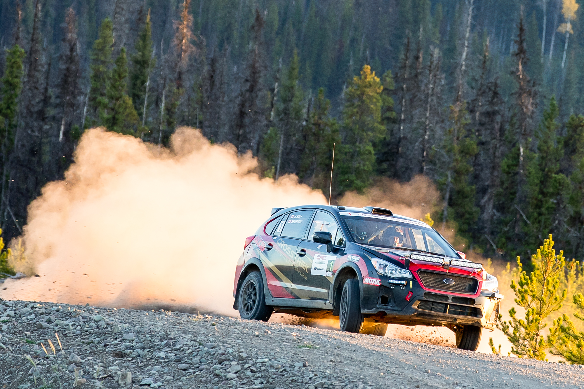 Semenuk and Hall lead a competitive field at Pacific Forest Rally ...